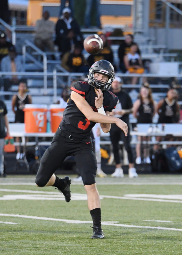 Camas High football players accept Division I offers | Camas-Washougal ...