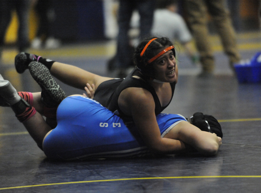 Washougal wrestler goes for the iron - Camas-Washougal Post-Record