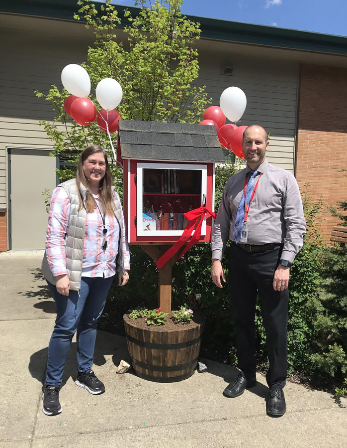 ‘Little free library’ an instant hit - Camas-Washougal Post-Record