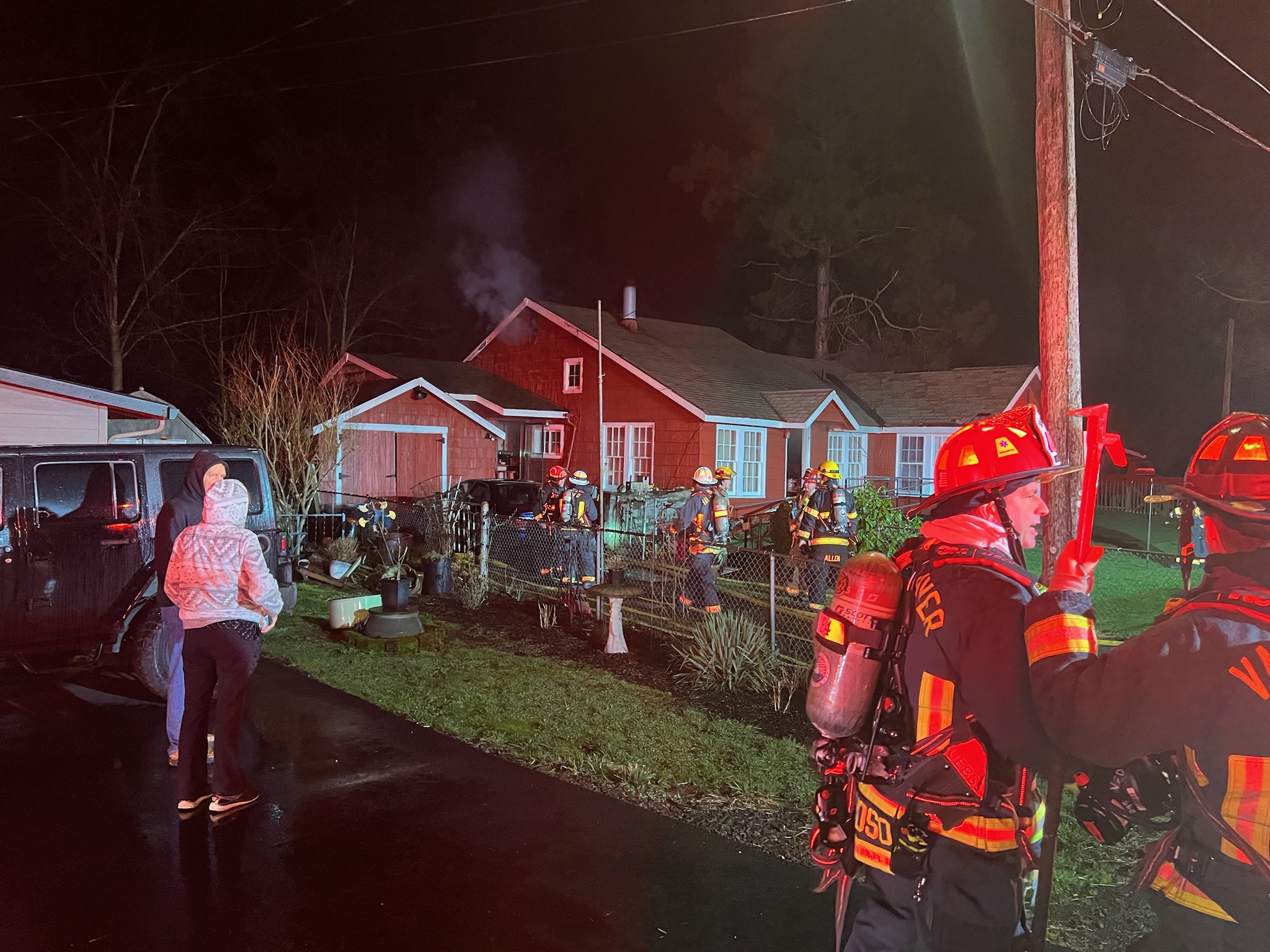 Firefighters rescue resident trapped in burning home - Camas-Washougal ...